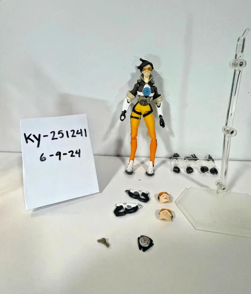 Overwatch - Tracer Figma Action Figure No. 352 (Good Smile Company) | eBay