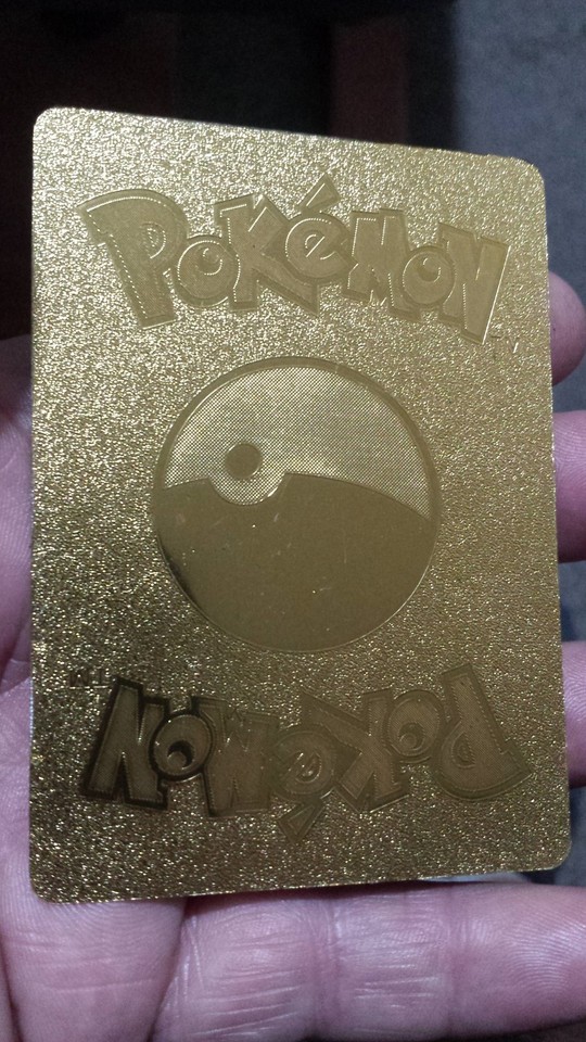 Shining Charizard 1st Edition Gold Pokemon Card 107/105 VGC Copyright ...