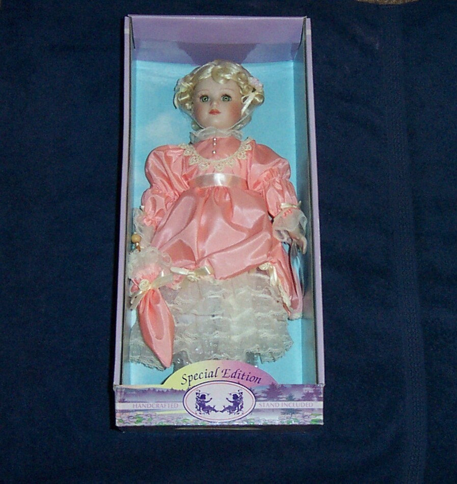 Royal Heirloom Porcelain Doll | eBay