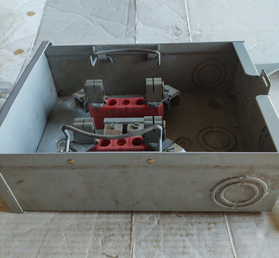 Milbank 100 AMP CONT. 600 VAC Underground Meter Base | eBay