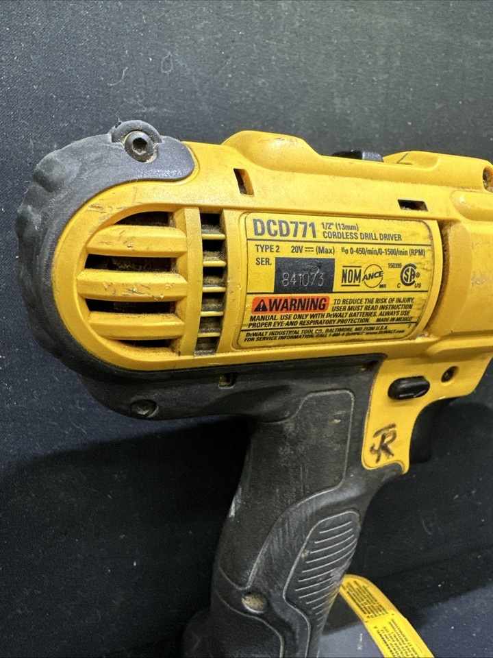 DeWalt DCD771 20V Compact 1/2 Drill Driver MAX Cordless 2-Speed TOOL ...