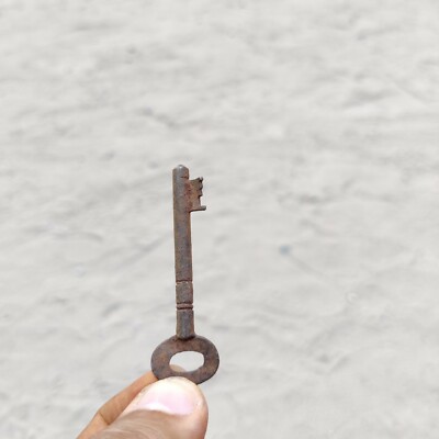 1920s Vintage Iron Padlock Key Lock Original Old Primitive Handmade Key ...