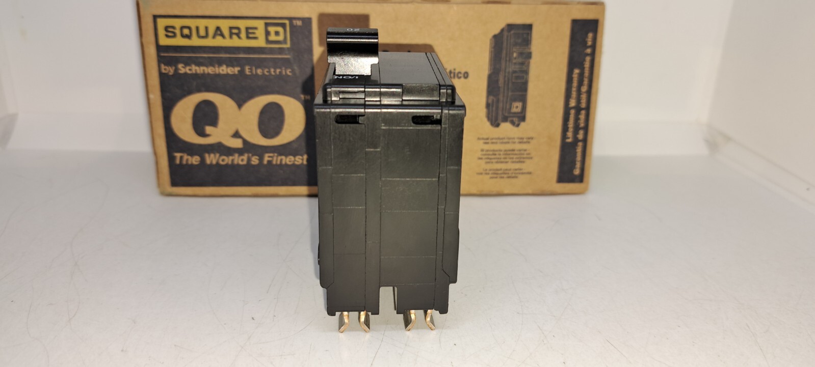 Square D QO220 20 Amp 2 Pole Type QO Circuit Breaker Yellow Face White ...