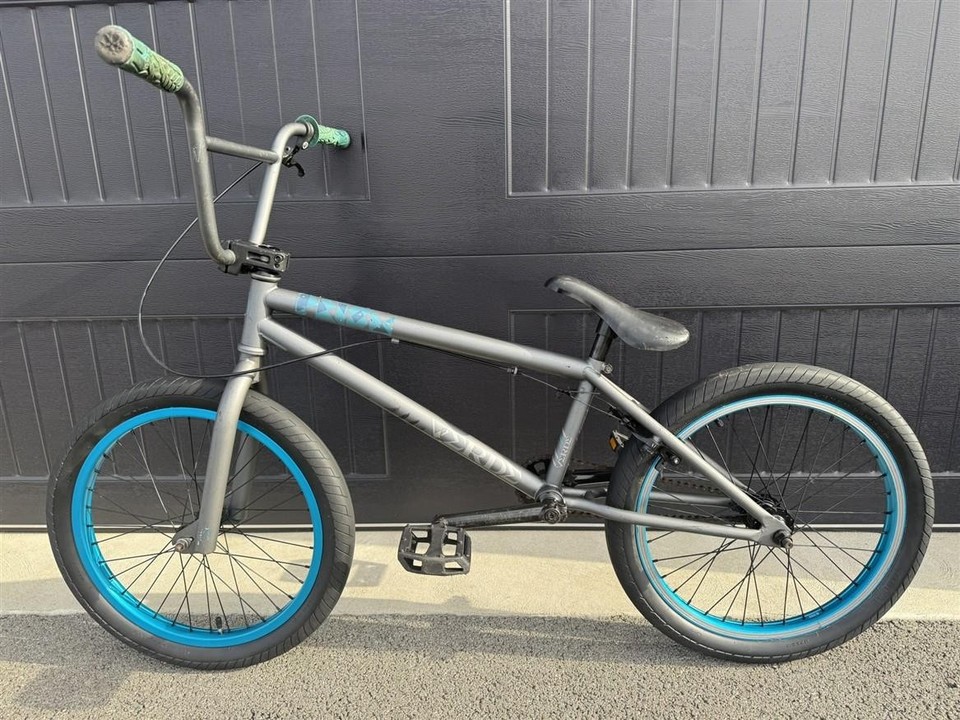 2011 Verde Prism Vintage New School BMX Grey Blue Complete Original ...