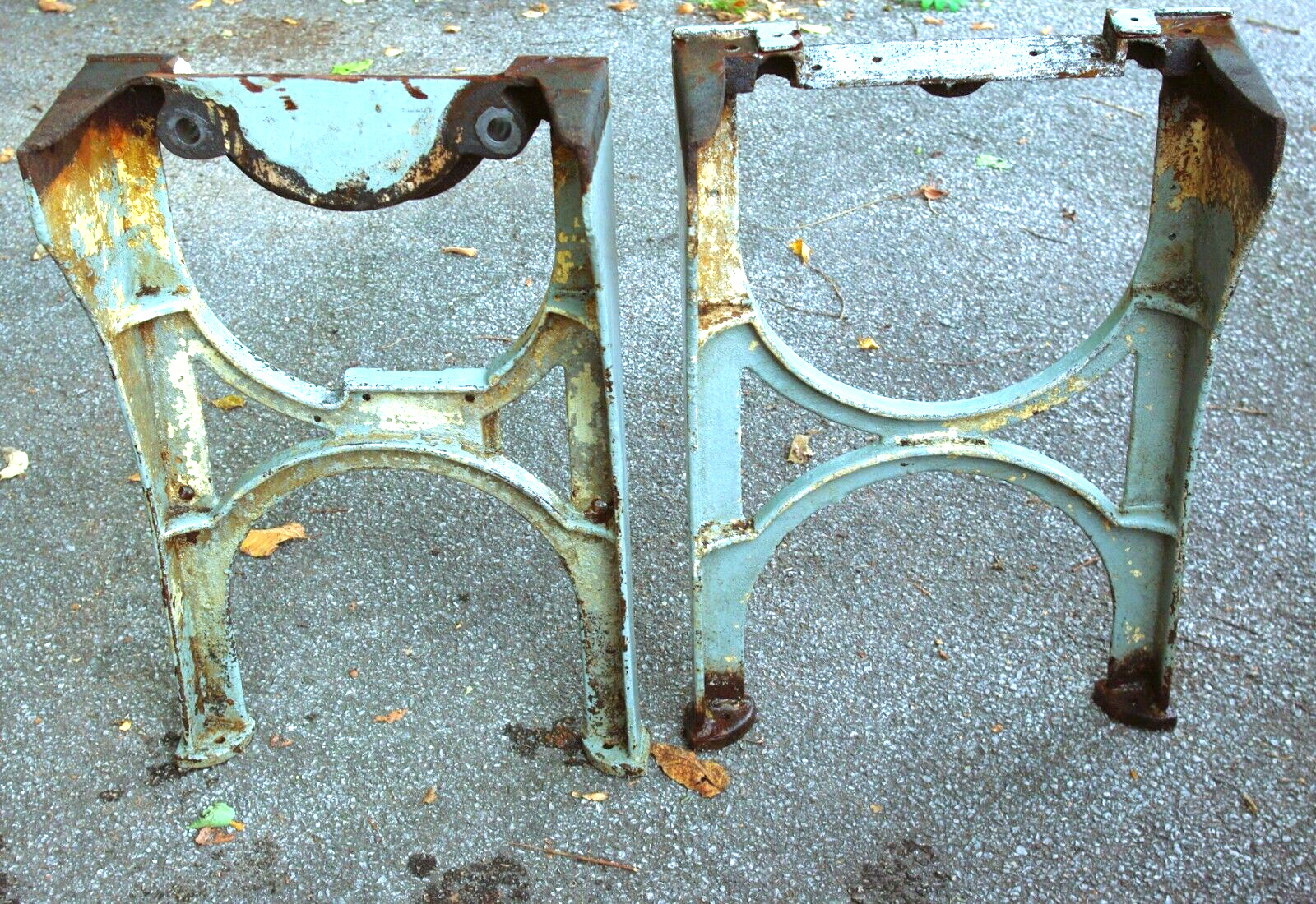 VINTAGE CAST IRON MACHINE LEGS Base Stand Industrial Heavy Duty | eBay
