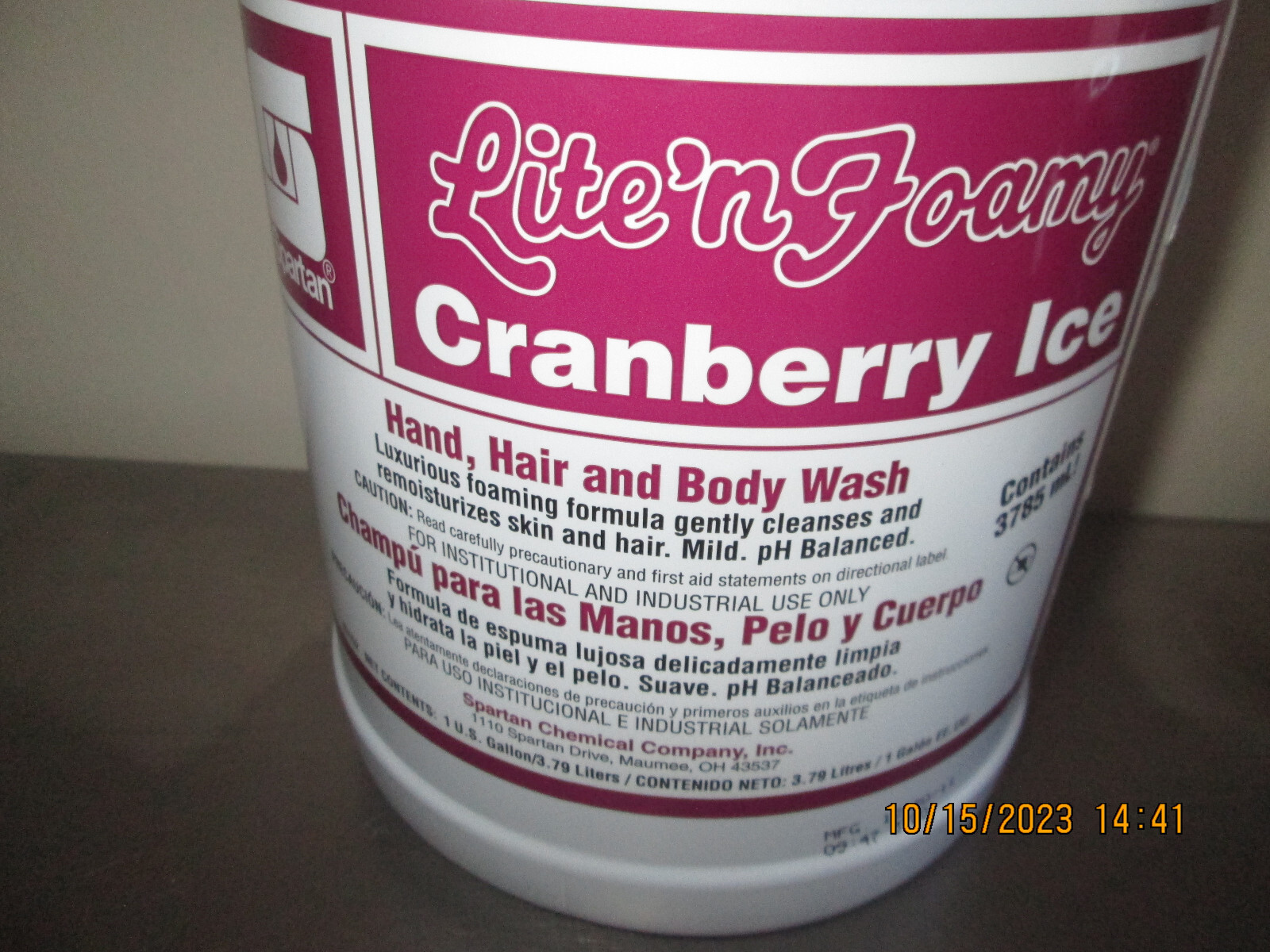 1 Gallon Spartan Lite'n Foamy Cranberry Ice Hair & Body Wash | eBay