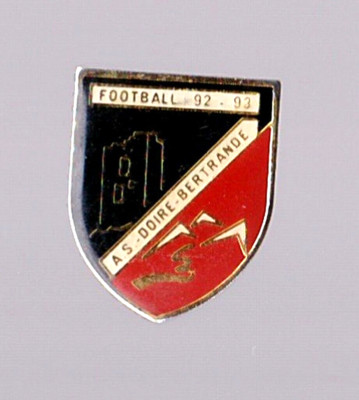 PIN S CANTAL FOOTBALL A.S DOIRE BERTRANDE | eBay