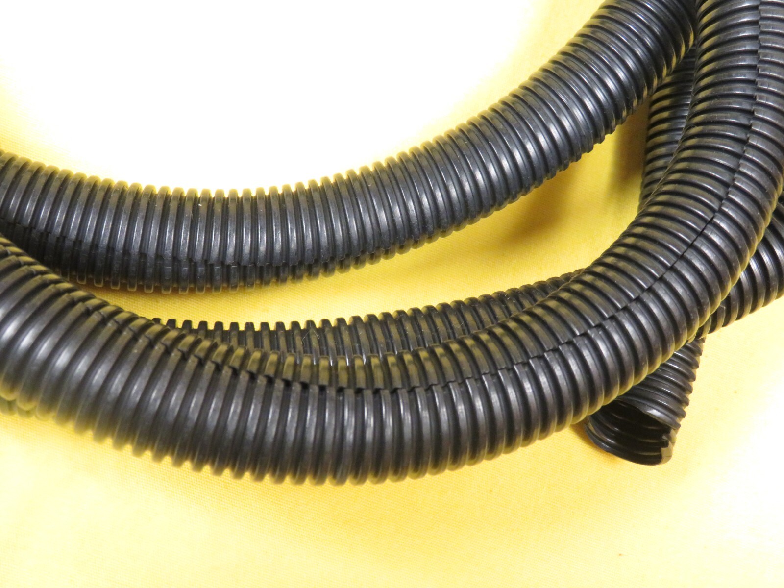 737302 Napa 3/4" Split Poly Loom 28' Returns for sale online | eBay