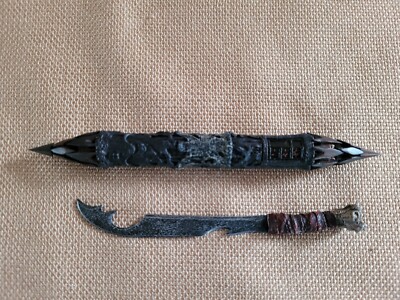 Hot Toys MMS 154 Shadow Predator Predator 2 - Extendable Spear Sword ...