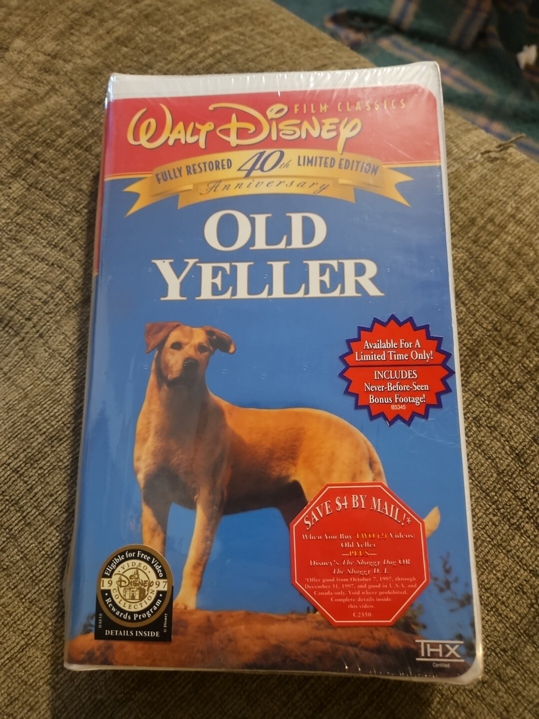 Disney Old Yeller Fully Restored 40th Anniversary VHS Clamshell NEW ...