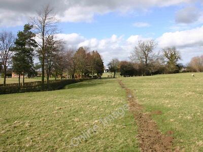 Photo 6x4 Footpath to Admington from Ilmington View NNW along the ...