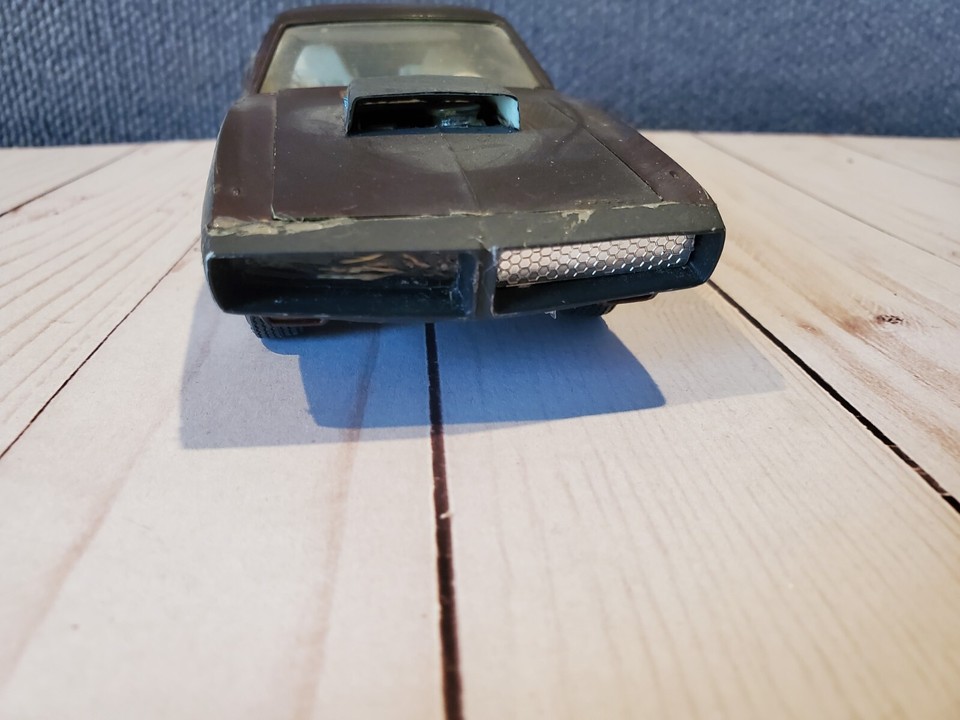 Vintage MPC 1974 Dodge Charger Plastic Model Car Kit Built 1:25 Scale ...