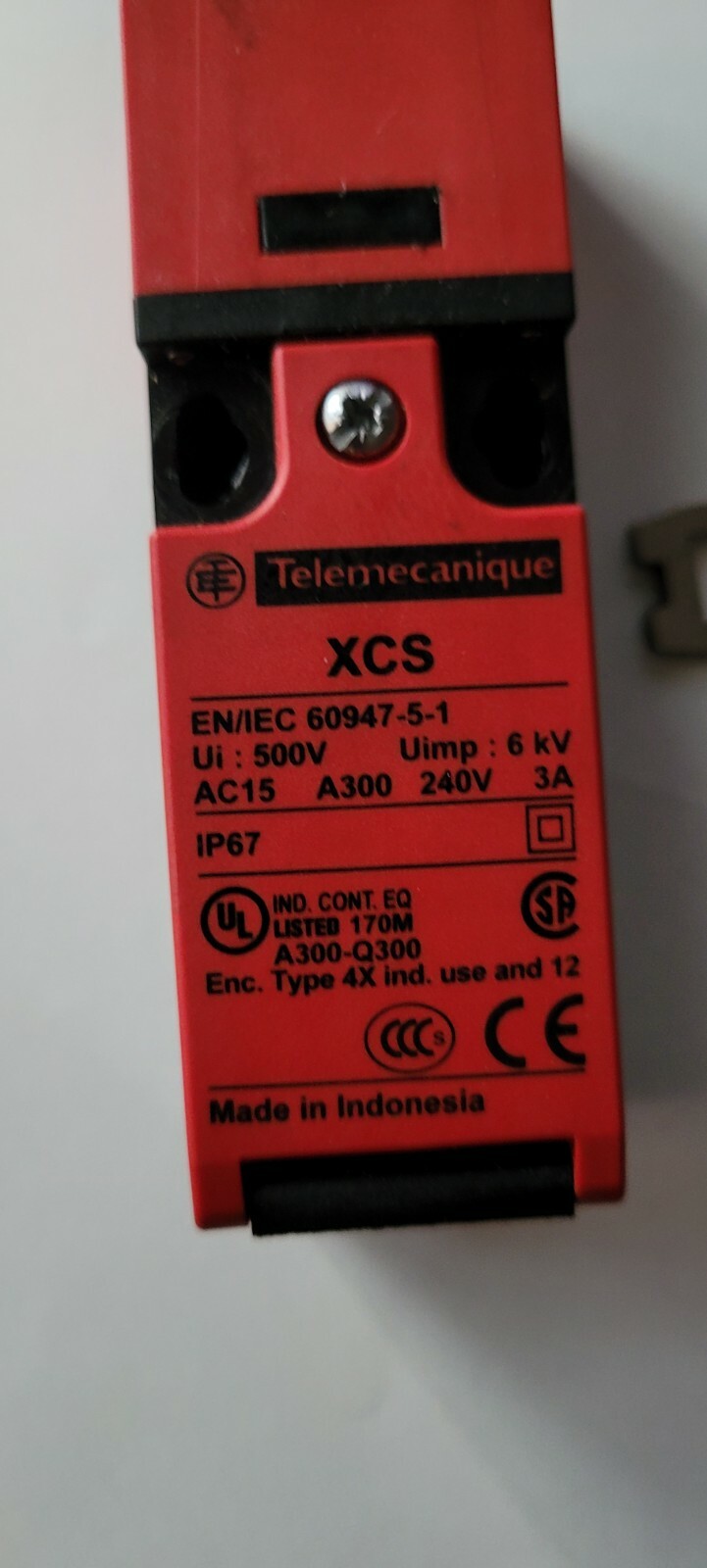 TELEMECANIQUE Schneider Door Interlock Switch Xcs-pa591 for sale online ...