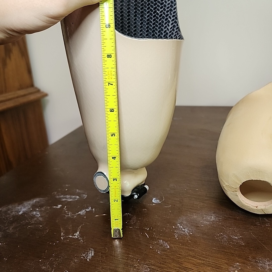 Flex-Foot Prosthetic Foot, Trulife Carbon Limb, Ossur Titanium Leg ...