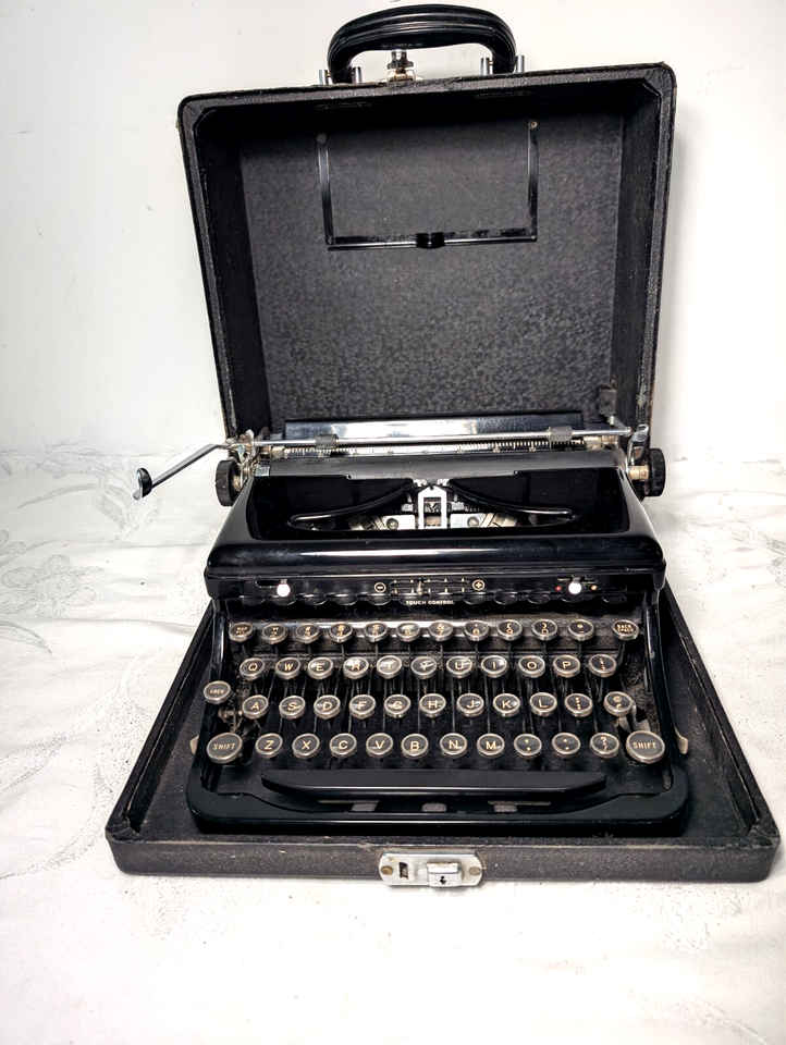 Vintage 30's Royal Model O Manual Typewriter Very clean and Nice. | eBay