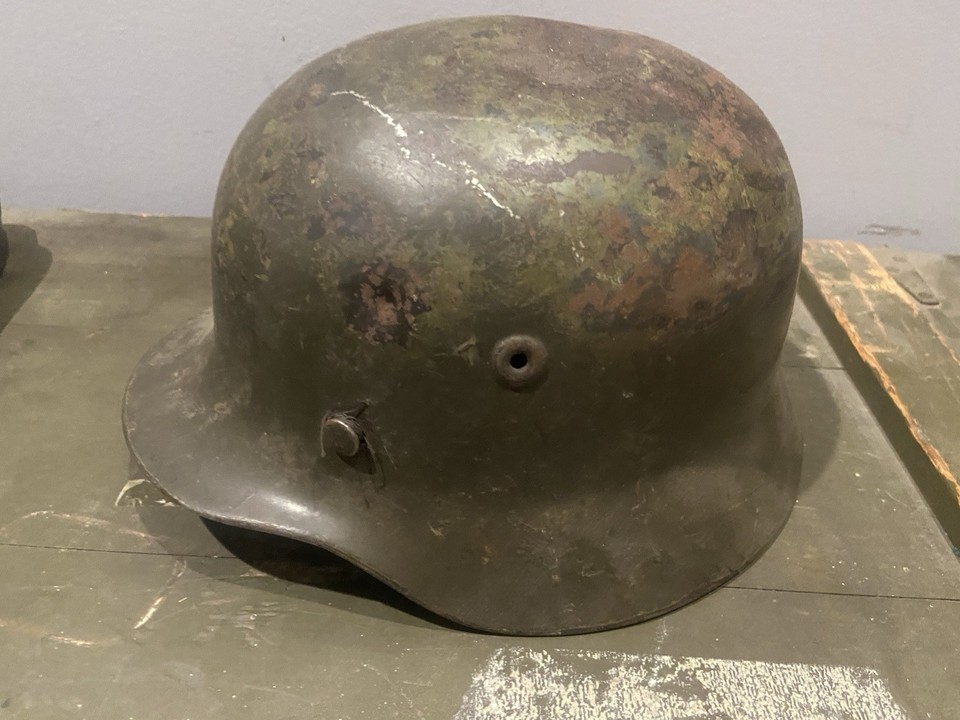 German WWII M40 Stahlhelm With Liner and Broken Chin Strap | eBay