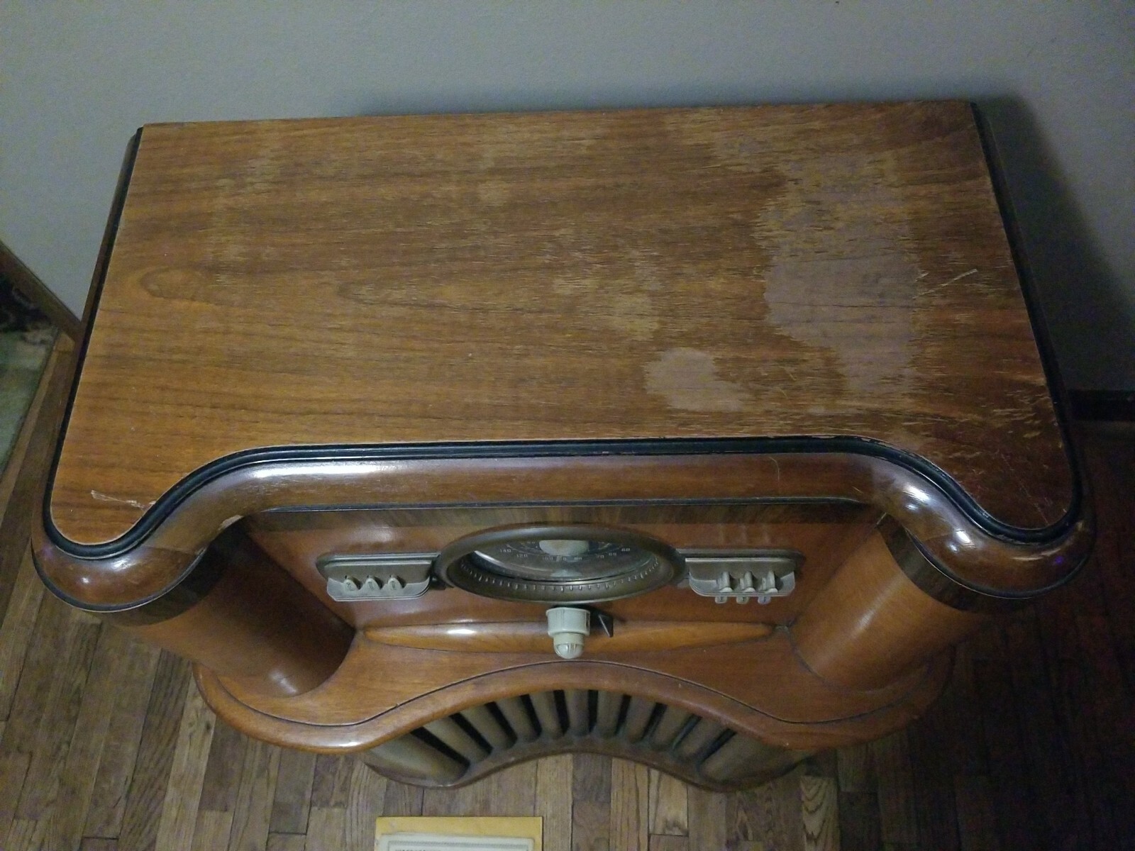 1939 ZENITH Console Radio 5808 with 8-S-463 Chassis & INSTRUCTIONS ...