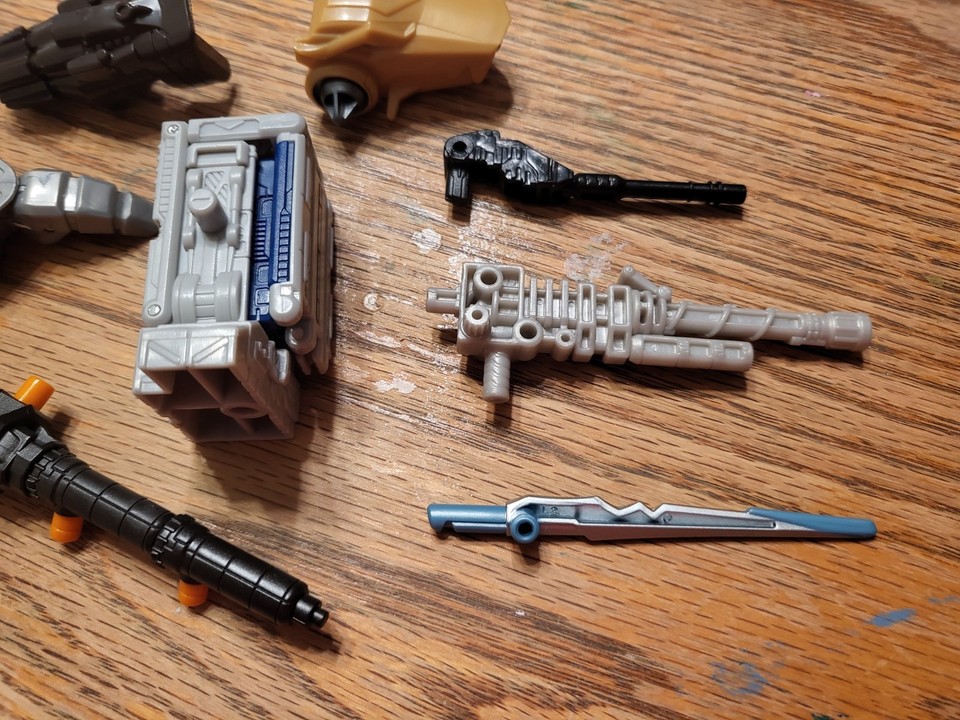 Transformers Lot Of Pieces And Parts Weapons Pieces Guns Cannons ...