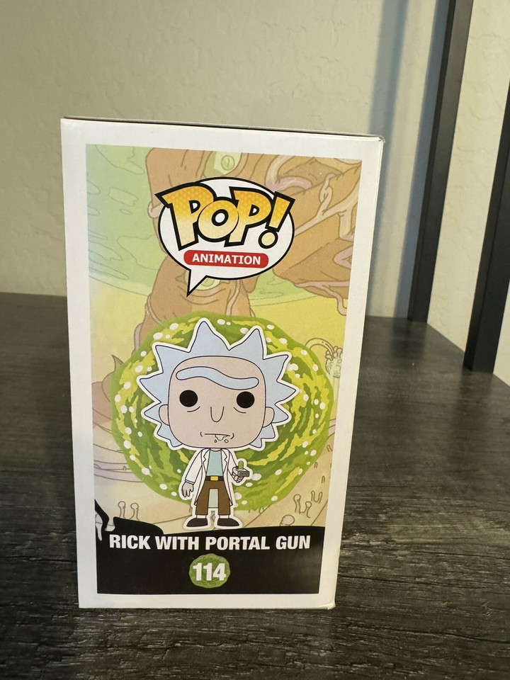 Funko Pop Animation Rick and Morty Rick with Portal Gun #114 Hot Topic ...