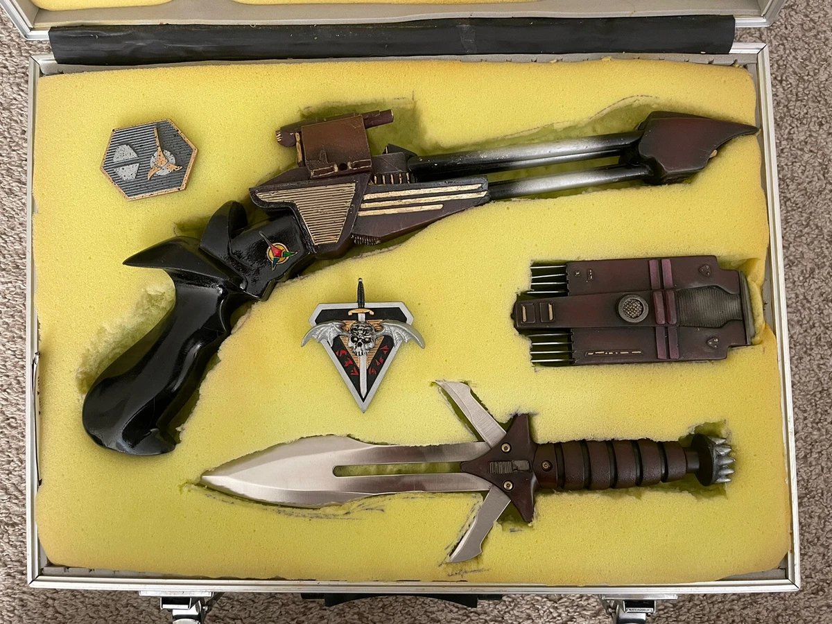 I Frankenstein Weapons Replica