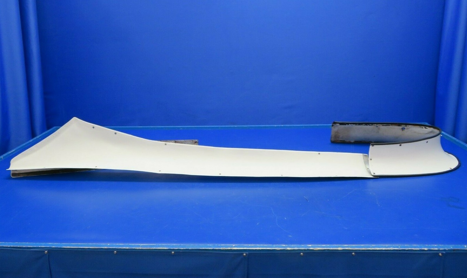 Cessna 310 Fillet Fairing LH Wing P/N 0800051-1, 0800051-3 (0520-472 ...