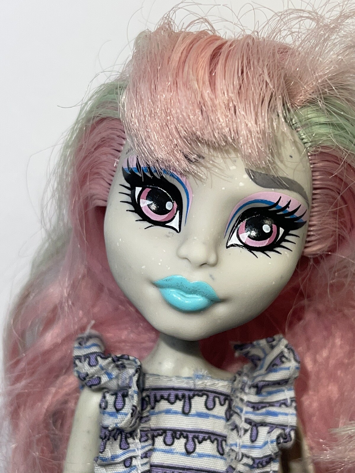 Rochelle Goyle & Catrine DeMew Ghoul Chat Monster High Doll Mattel CBX57 NRFB for sale online | eBay