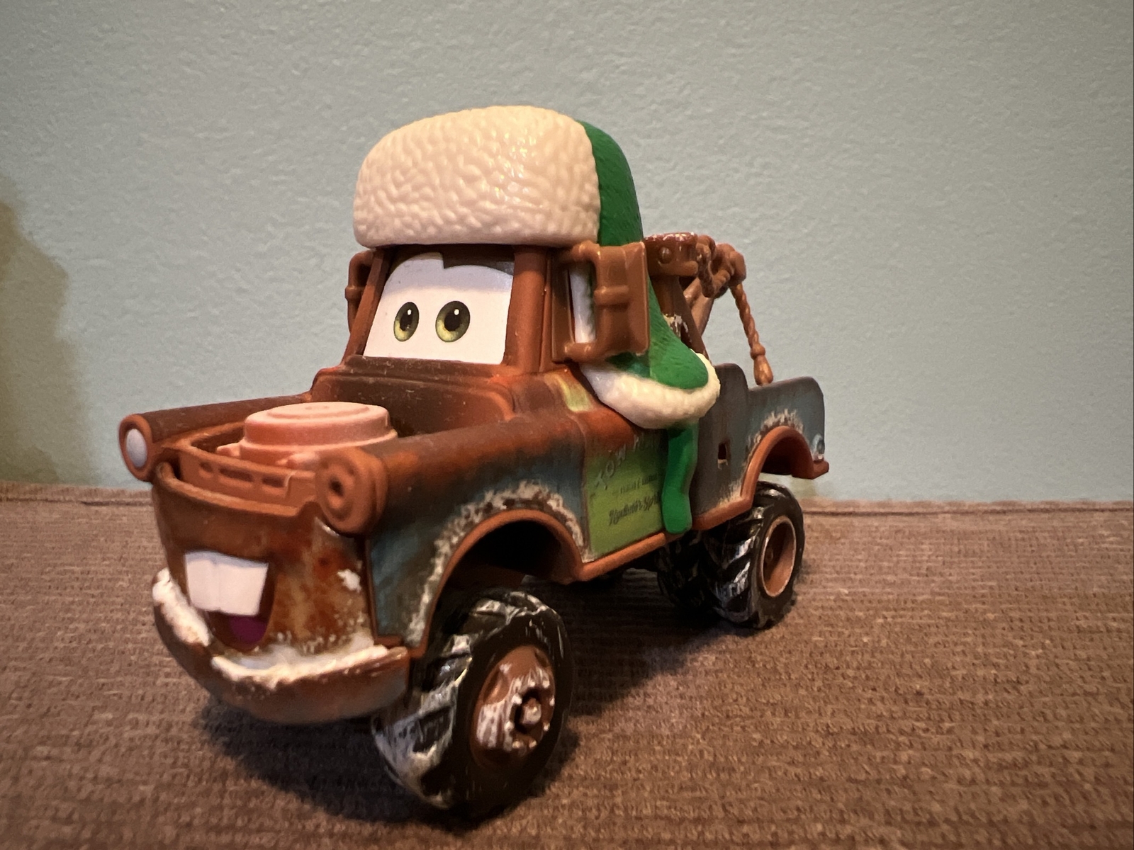 Disney Pixar Cars Diecast Truck 3” Whee-Hoo Winter Christmas Snow Mater