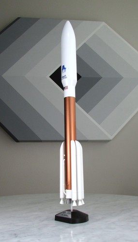 ATLAS V 551 Series UNITED LAUNCH ALLIANCE 22" ROCKET Display MODEL | eBay