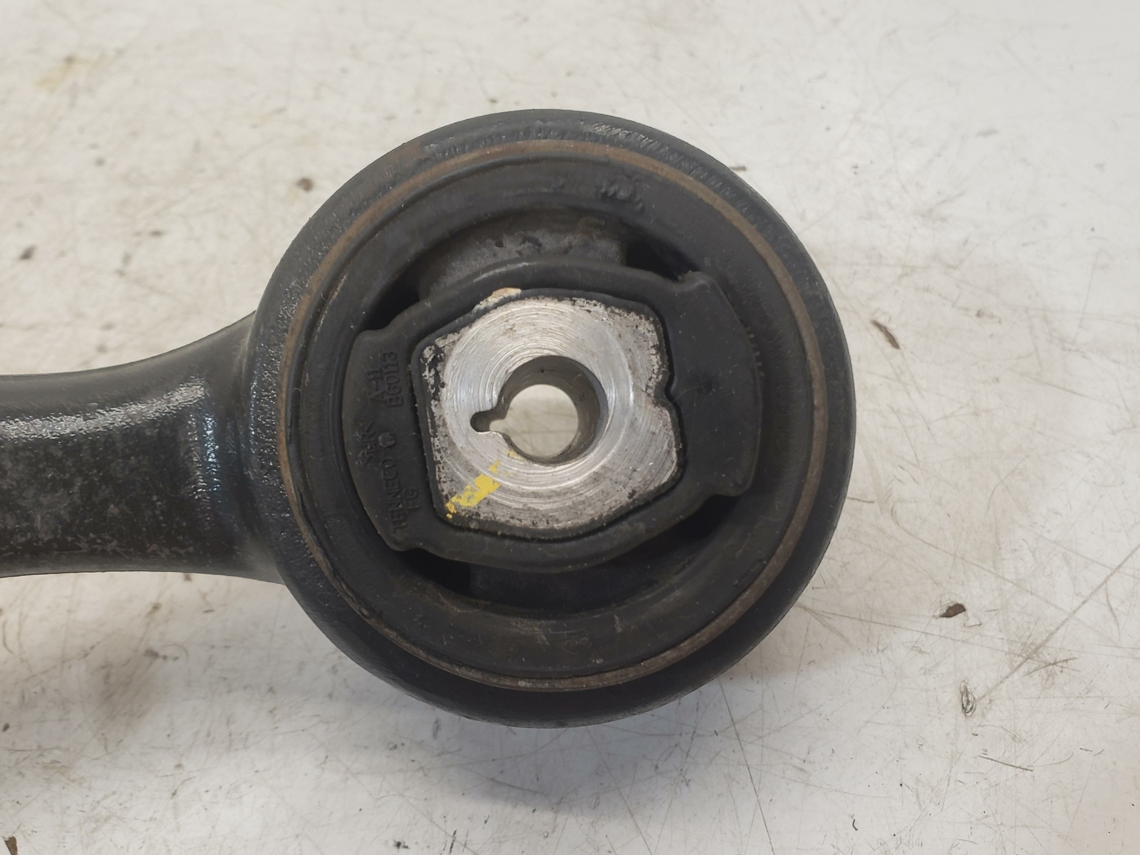 10-15 Camaro Front Right Passenger Lower Control Arm Forward SS LT LS ...