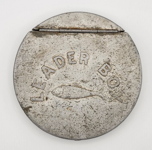 Vintage Aluminum Fishing Leader Box 1930s–1950s Embossed Fish Hinged ...