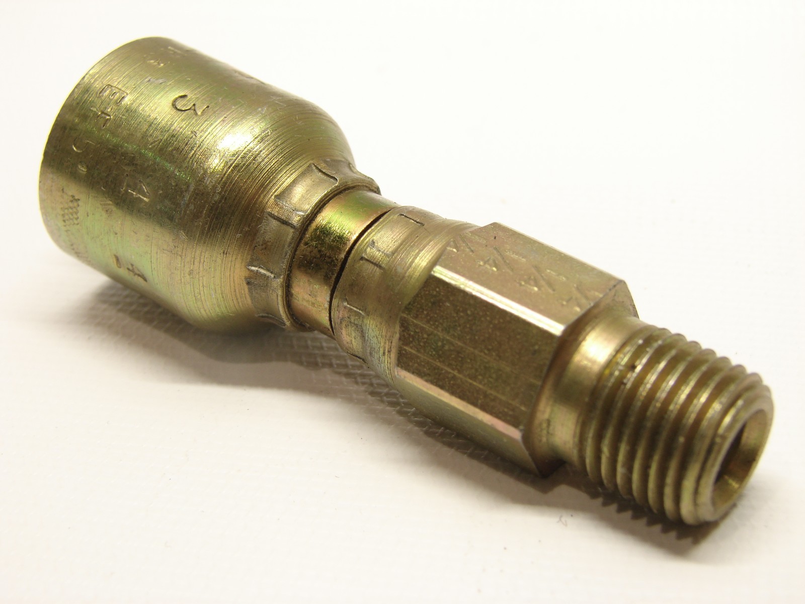 Parker 11343-4-4 FITTING, MALE NPT SWIVEL, STRAIGHT, 1/4 302 & 451 Gold ...