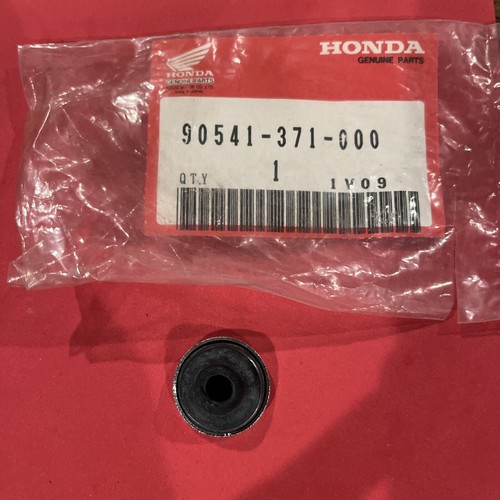 OEM 90541-371-000 HONDA RUBBER MOUNTING CYLINDER HEAD COVER REBEL | eBay