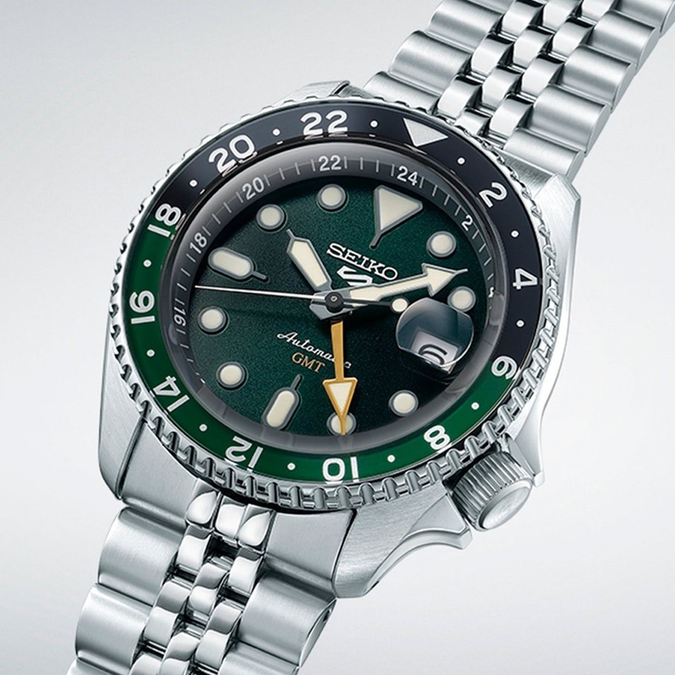 Seiko 5 Sports SSK035 Automatic GMT Green Dial – SKX -24 Jewels – 100M ...