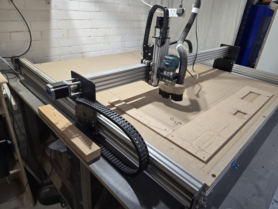 Workbee 1510 CNC Router plus PC, Software, Extractor, and Bench ...