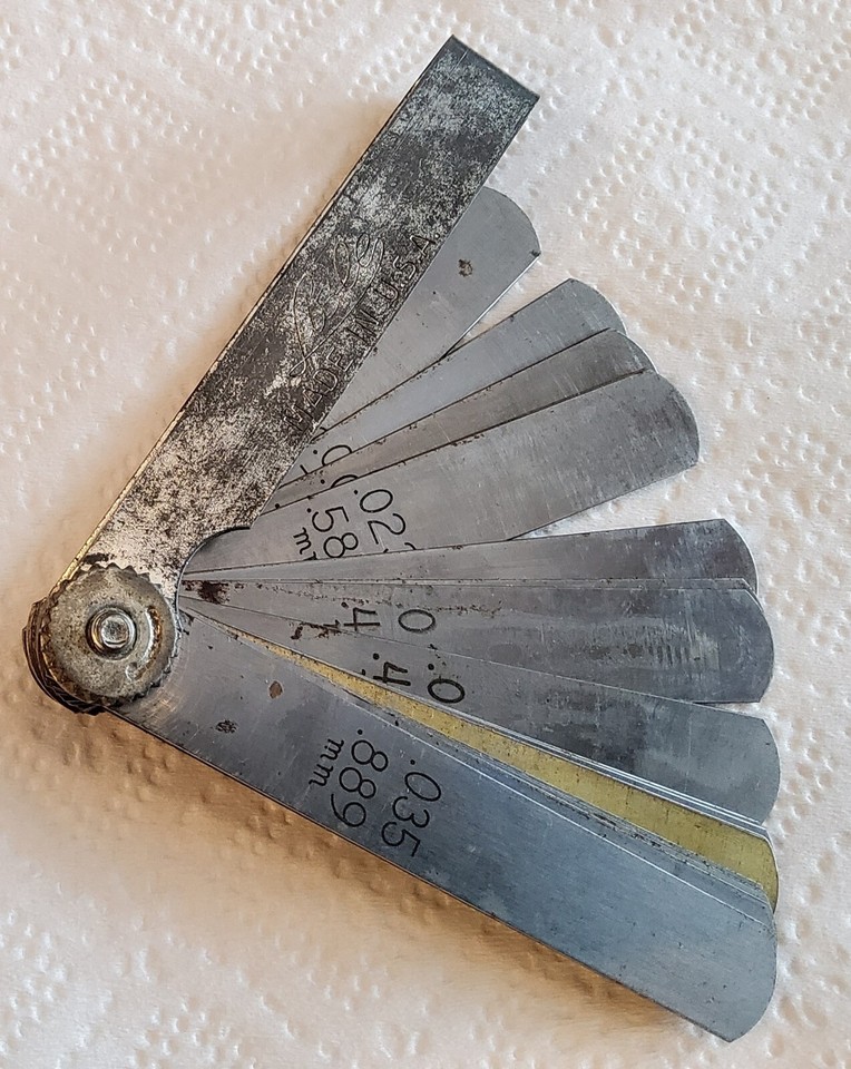 Lisle 67950 Feeler Gauge Dual Marked Metric and Imperial Measuring Tool ...