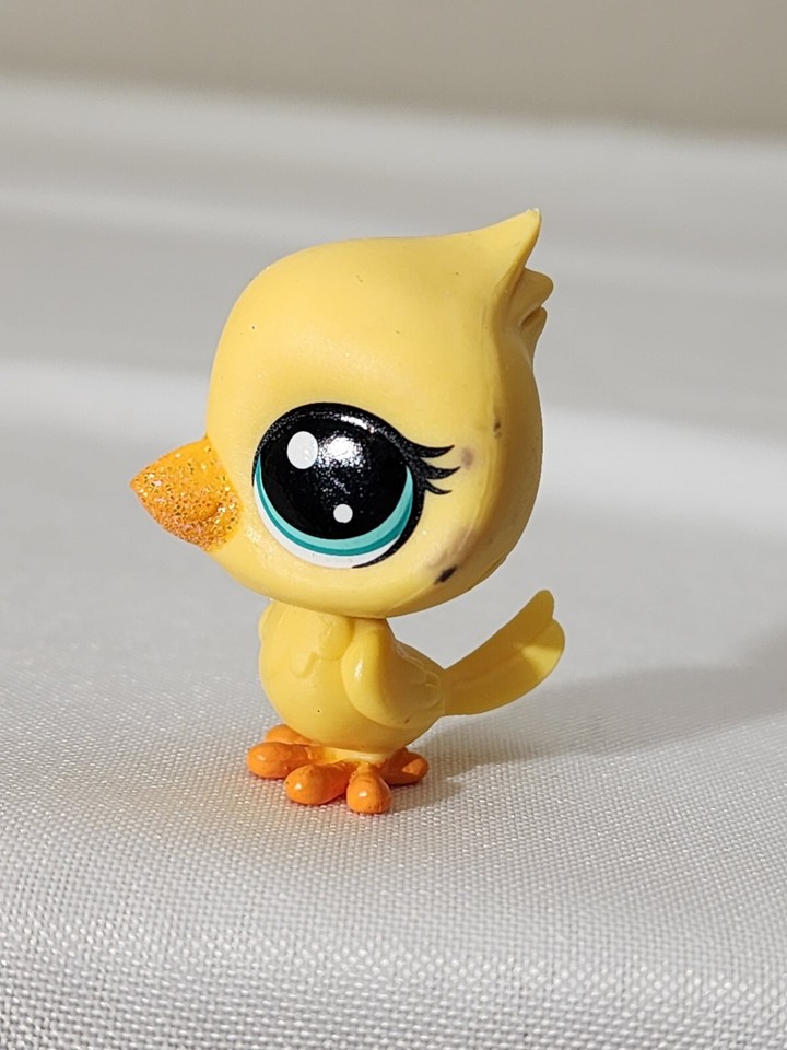 Littlest Pet Shop LPS #2-S2 Sparks Cardinale Yellow Bird Blue eyes ...