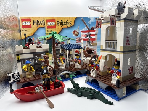 LEGO 6242 Retired Pirates Soldier's Fort Complete Minifigures + Manual ...