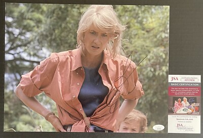 Laura Dern Signed - Autographed Jurassic Park 11x14 Photo JSA Certified ...