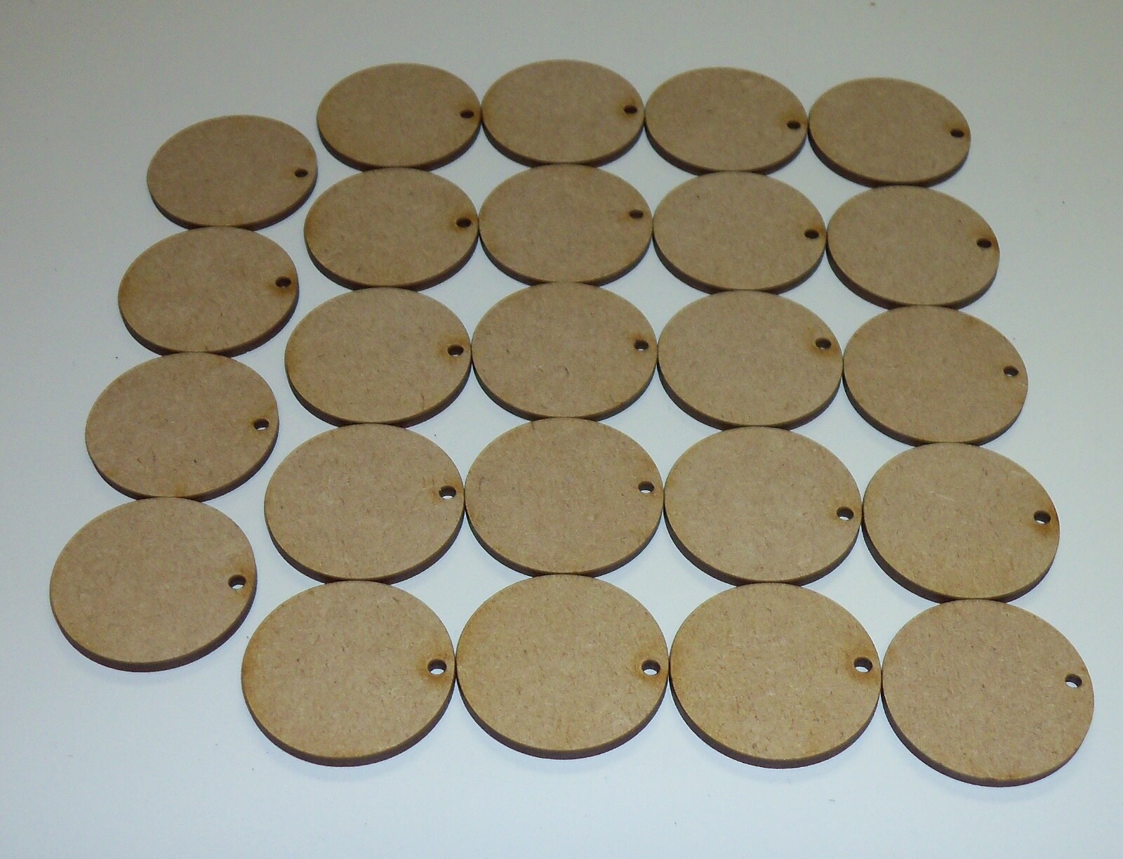 24 x WOODEN DISCS CIRCLES LASER CUT MDF 40MM WITH 1 HOLE CRAFT ...
