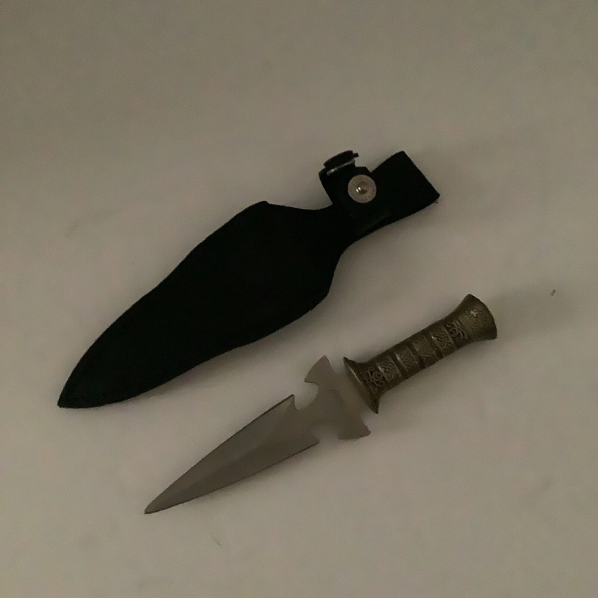 Decorative Throwing Daggers