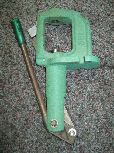 RCBS JR 2 RELOADING PRESS HEAVY DUTY COMPACT JR 2 w/ # shell holder ...