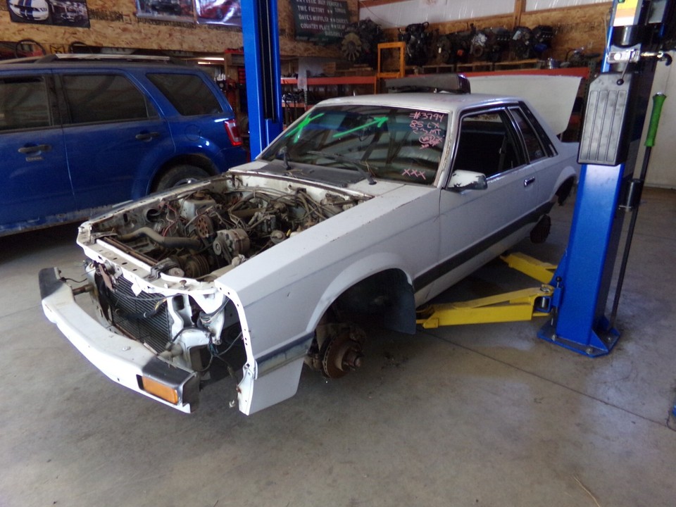 79-86 MUSTANG COUPE NOTCHBACK RIGHT PASSENGER 1/4 QUARTER WINDOW METAL ...