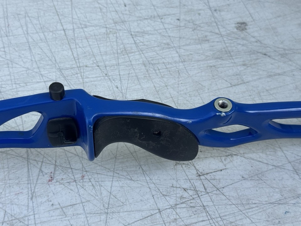 SF Premium Bow Riser 25" Blue | eBay