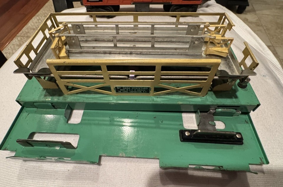 Lionel Operating Cattle Car #3656 | eBay