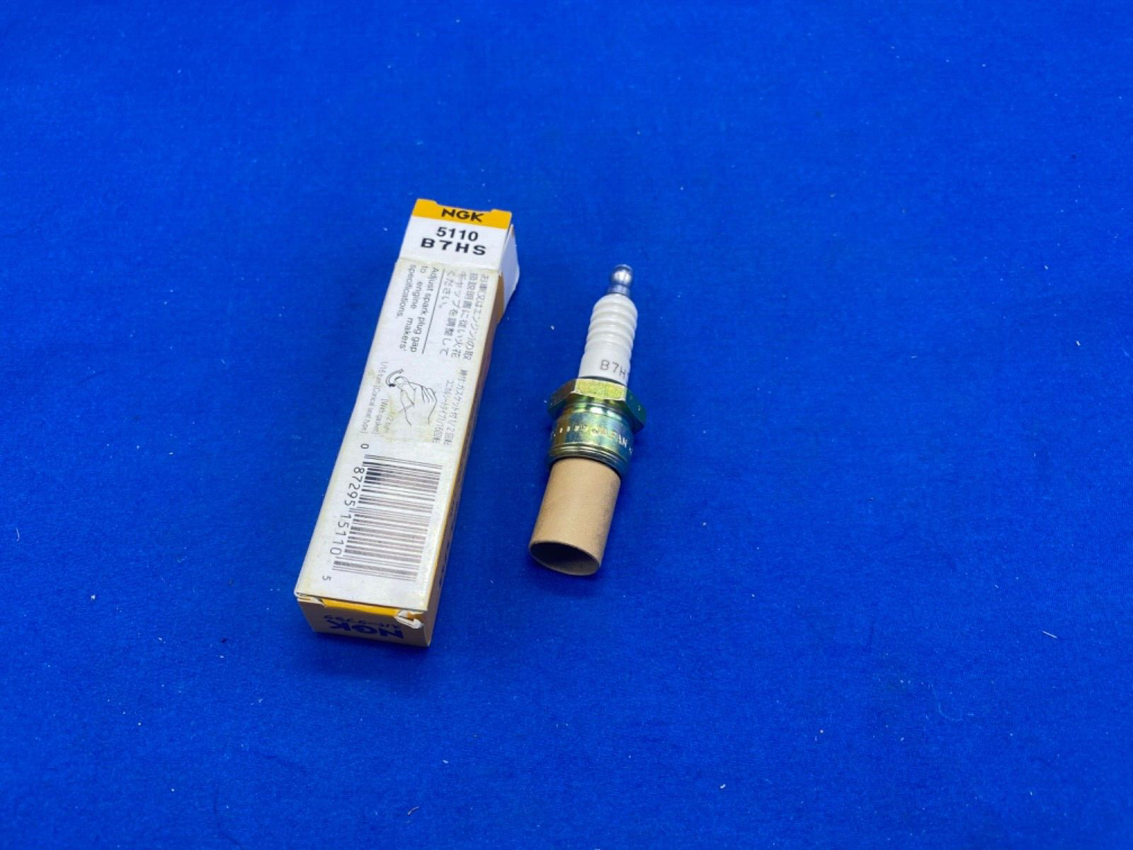 NGK B7HS - Alternative spark plugs