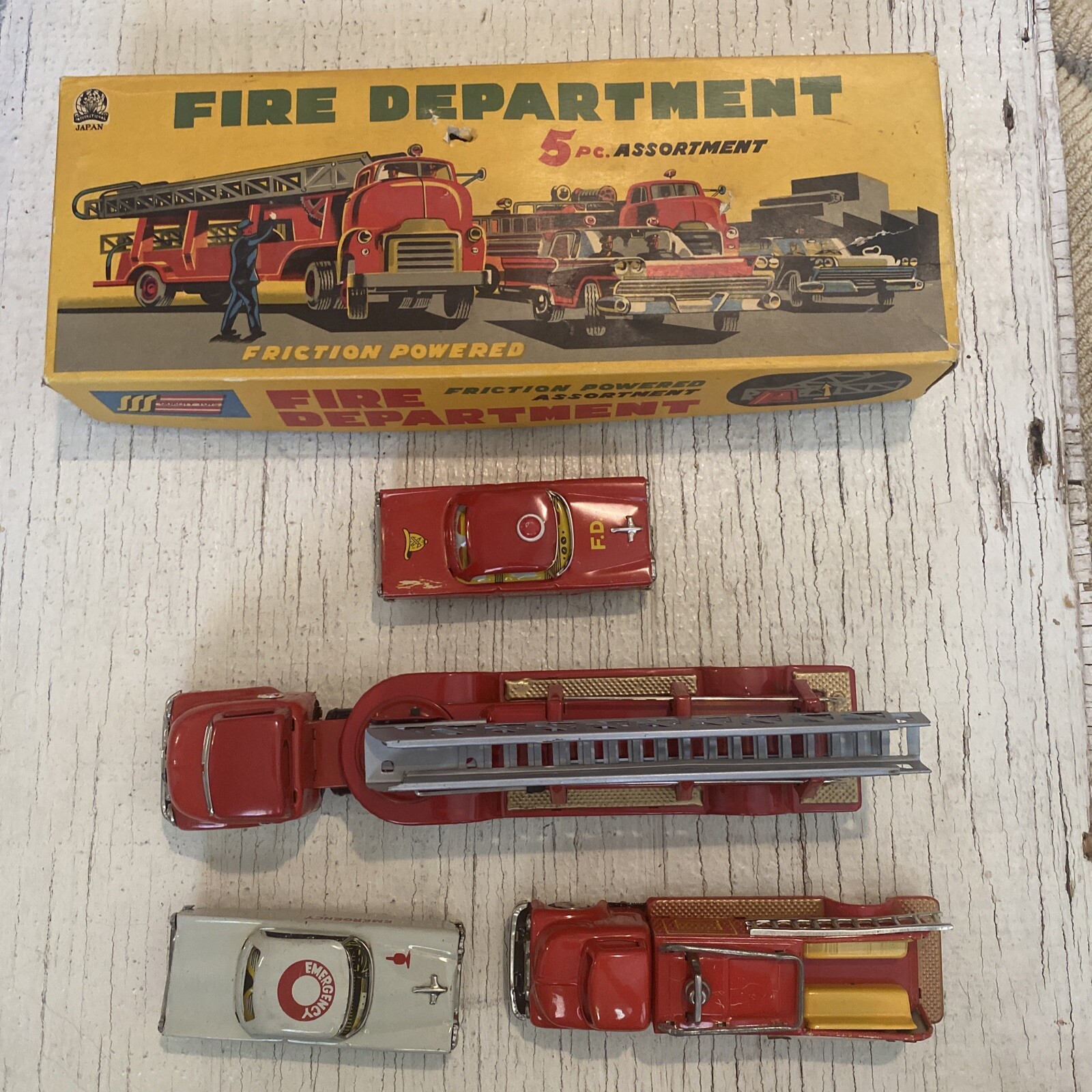 Vintage 1950's SSS Quality toys Fire Department 5pc Assortment A-2037 w ...