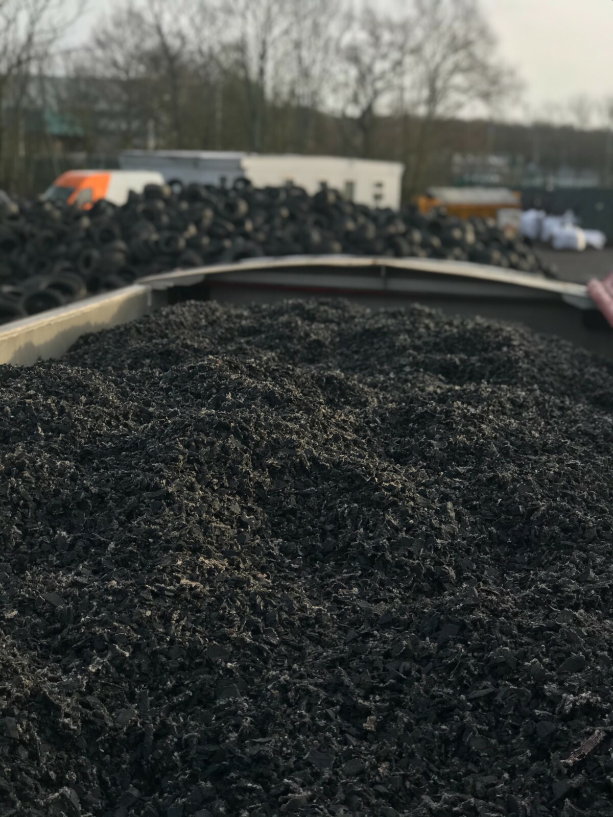 Premium Equestrian Rubber Chippings / Chip All weather Arena Surface ...