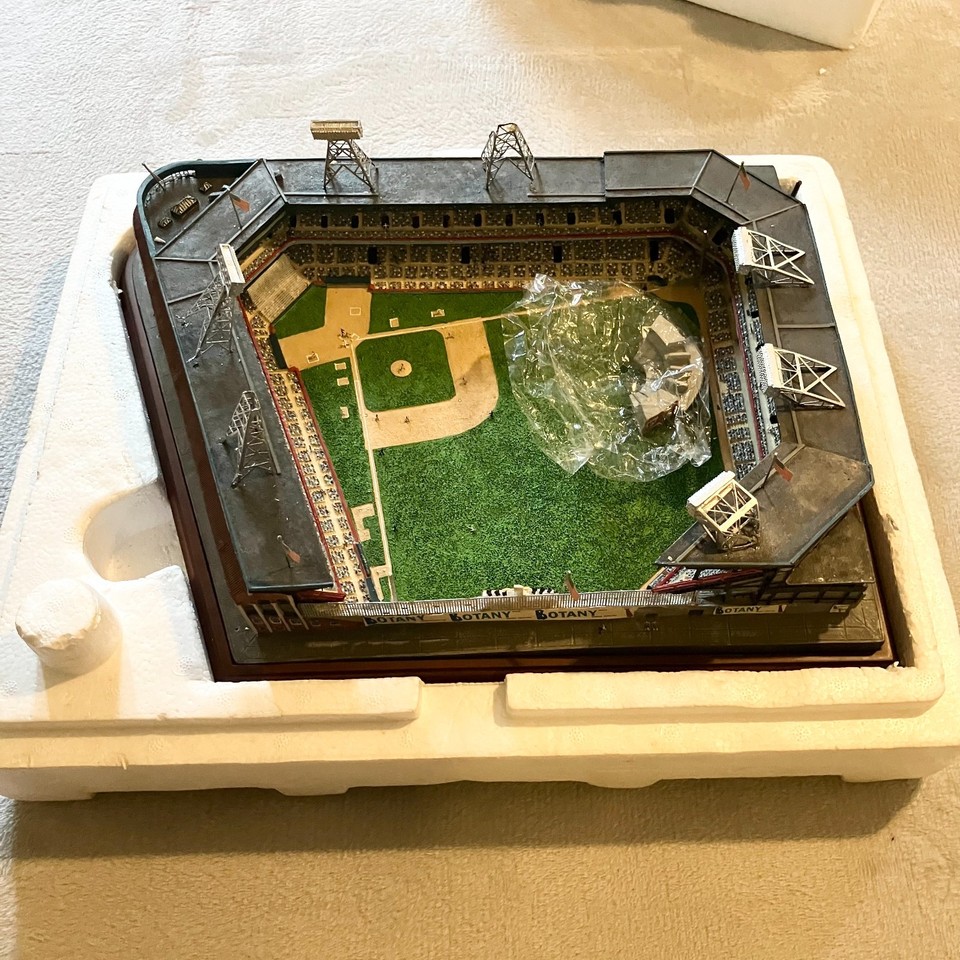 Danbury Mint Ebbets Field Large Stadium Replica Deluxe Brooklyn Dodgers ...