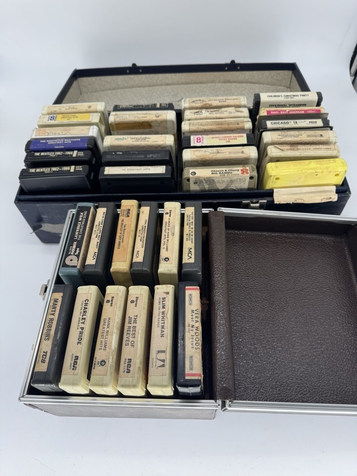 Lot Of 32 8 Track Tapes Wide Variety Of Music - Untested - Beatles ...