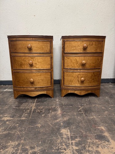 LAURA ASHLEY - Set of 2 “Broughton” Solid Wood Bedside Cabinets - CS ...